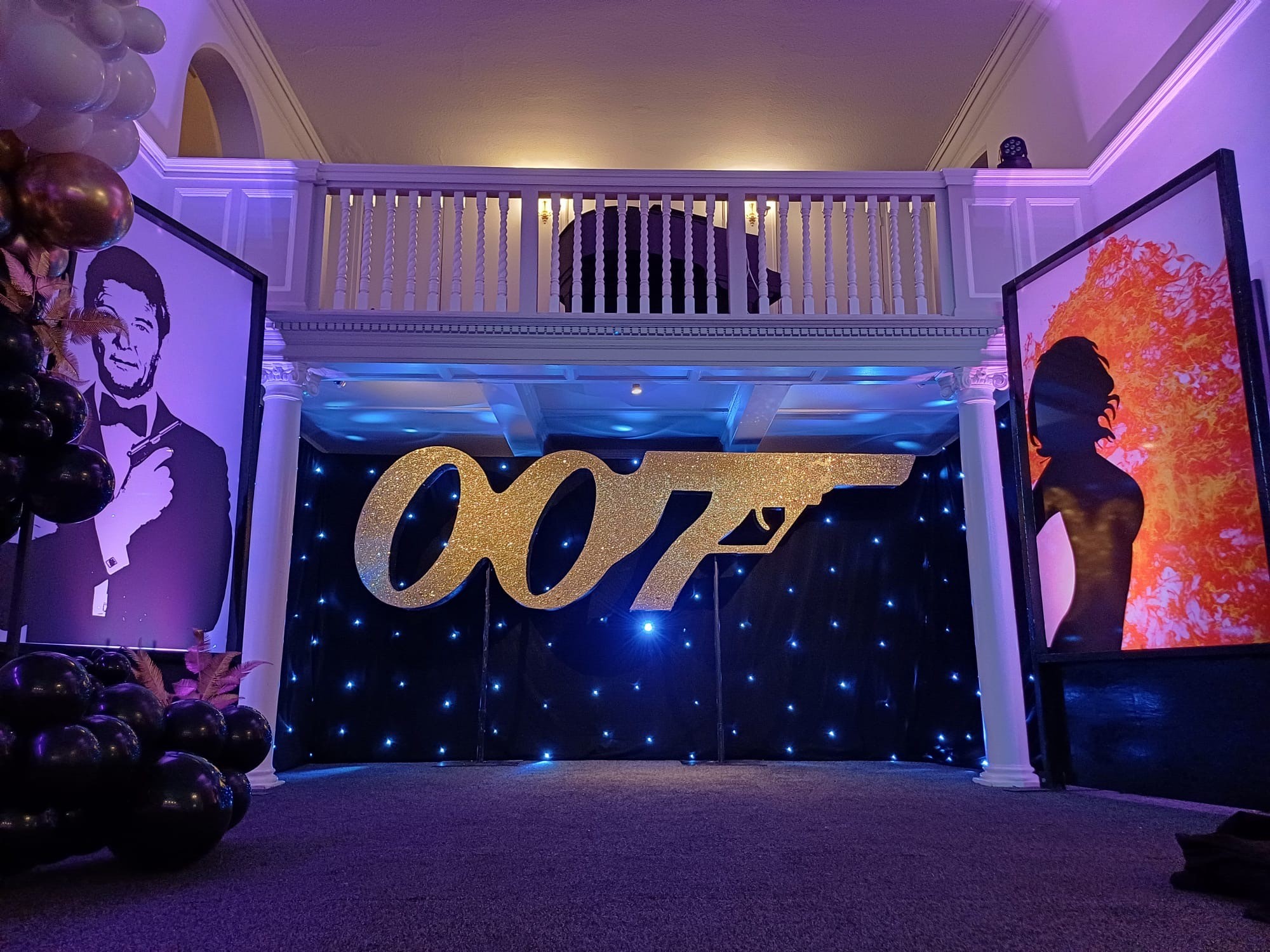 Bond James Bond 007 - PERFECT WEDDINGS
